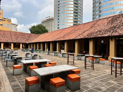 Ministry of Crab Colombo – Award-Winning Seafood Dining in Dutch Hospital