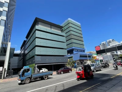Senkadagala Finance PLC – Head Office, Colombo 3